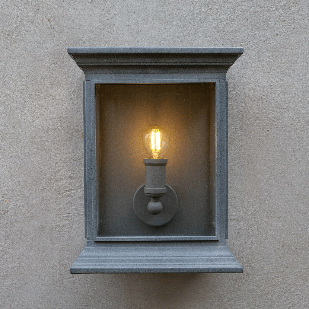 English Coach Lamps | A Place In The Garden– A Place In The Garden UK
