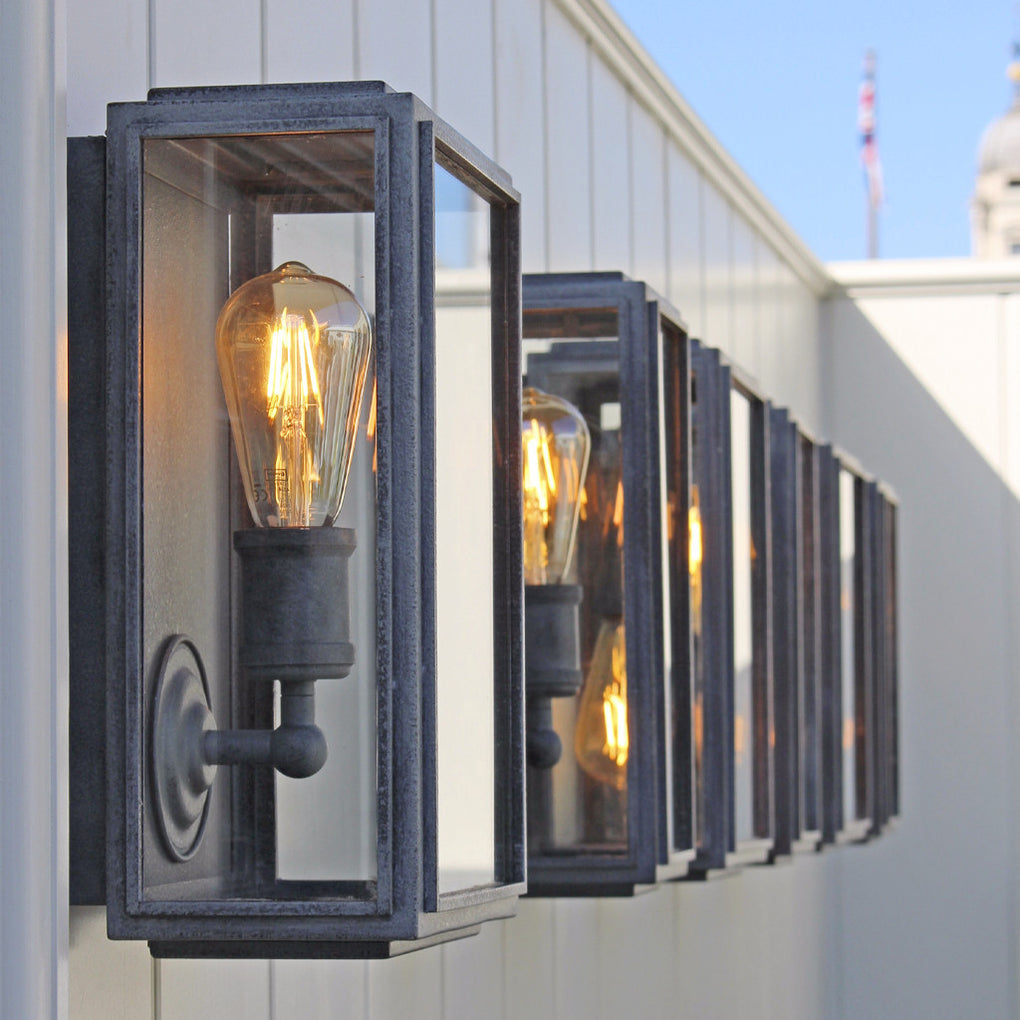 London Lamps – A Place In The Garden